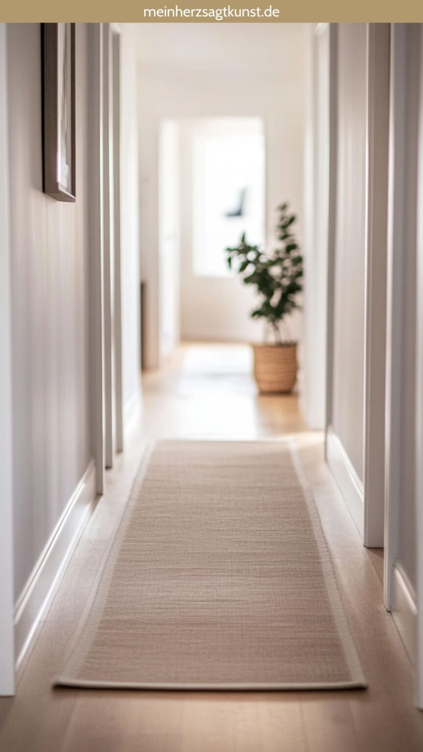 Schmalen Flur dekorieren: Mit diesen Tipps gelingt es!
